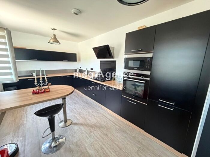 Saint-Just-en-Chaussée : Maison 7 pièces à vendre