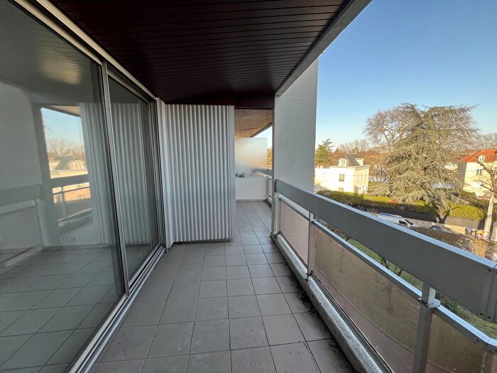 Appartement à vendre - Livry-Gargan, Centre-ville - 5 pièces - 3 chambres