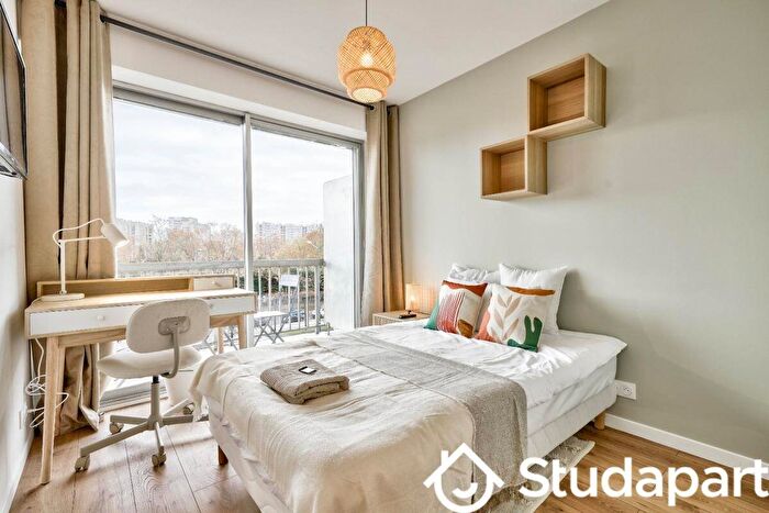 Appartement à louer - Voltaire-Grésillons, Asnières-sur-Seine - 1 pièce - 1 chambre