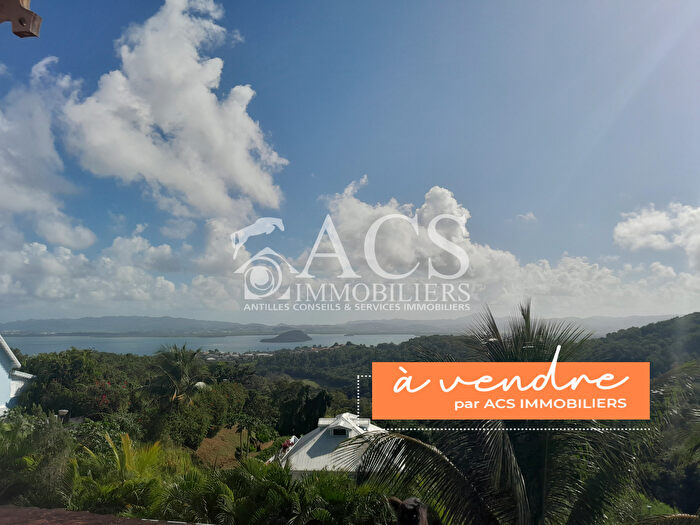 Maison à vendre - Les Trois-Îlets - 9 pièces - 7 chambres
