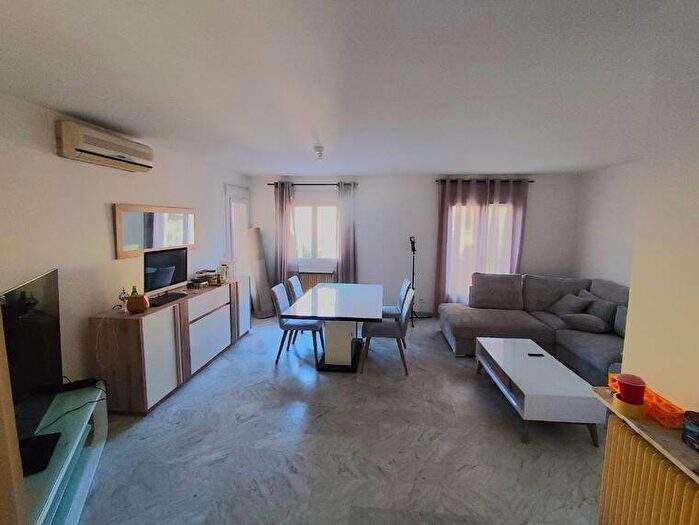 Appartement à louer - Perpignan - 4 pièces - 3 chambres