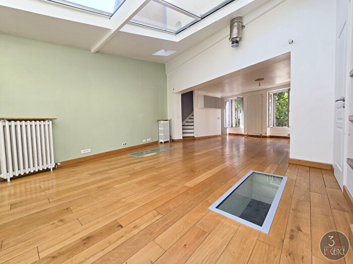 Fontenay-sous-Bois, Centre-ville - Maison 6 pièces à vendre
