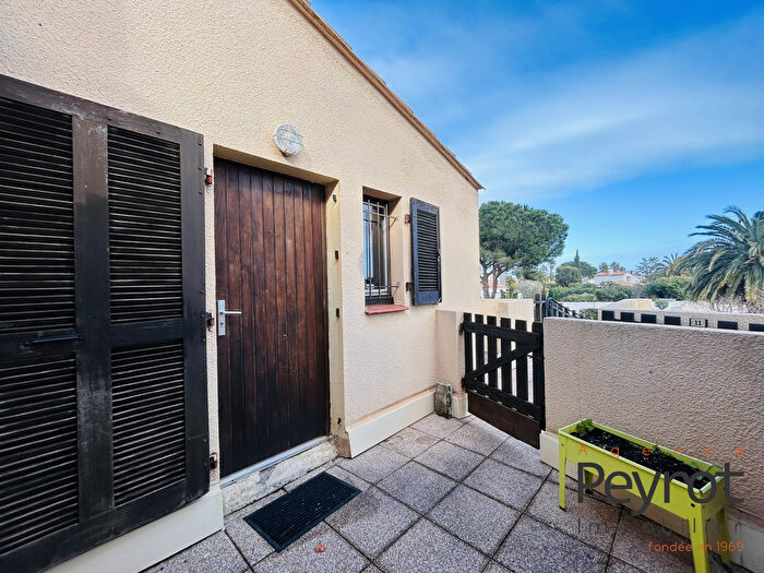 Appartement à vendre - Saint-Cyprien, LAygual, Golf - 1 pièce