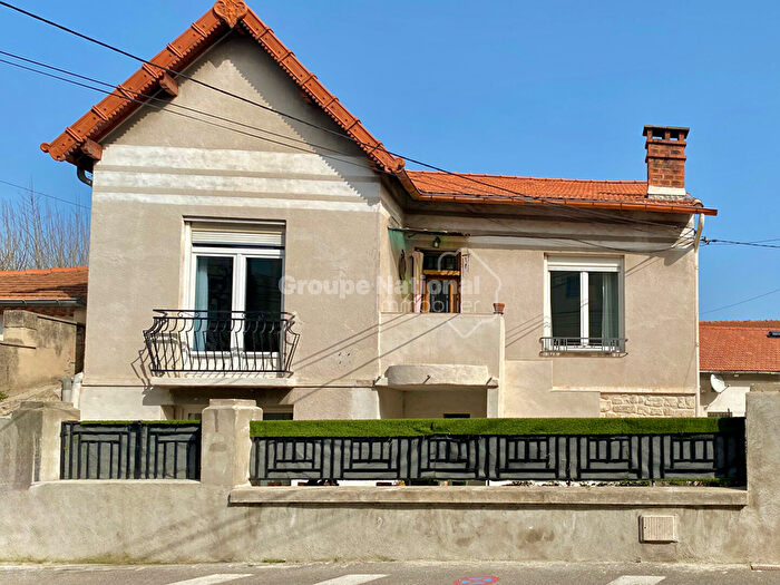Maison 7 pièces à Châteaurenard, Centre-ville, à vendre