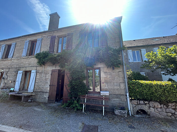 Maison à vendre - Pérols-sur-Vézère - 3 pièces - 2 chambres