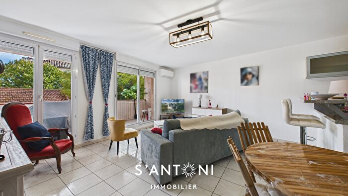 Appartement à vendre - Béziers, Champ de Mars - 3 pièces - 2 chambres