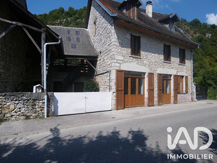 Appartement 4 pièces à Brégnier-Cordon, à vendre