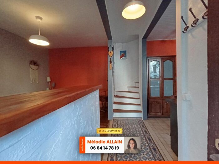 Maisons à vendre et appartements à louer - 2