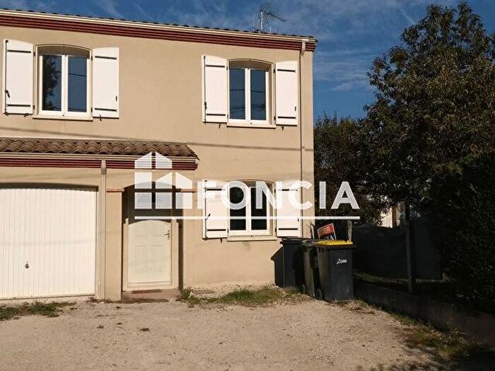 Maison à louer - LEP Lomet-École maternelle La Goulfie, Agen - 4 pièces - 3 chambres