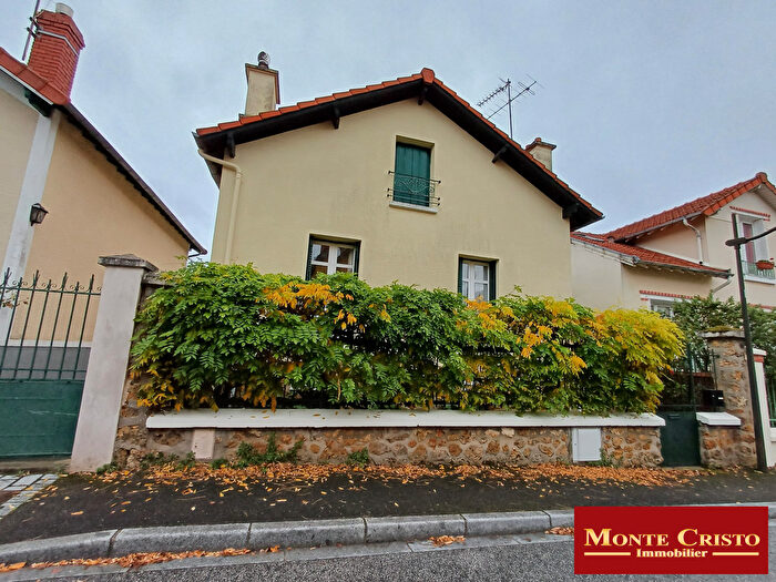 Maison à louer - Le Chesnay - 5 pièces - 3 chambres