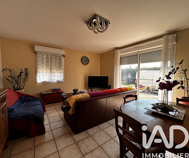 Maison à vendre - Entraigues-sur-la-Sorgue - 3 pièces - 2 chambres