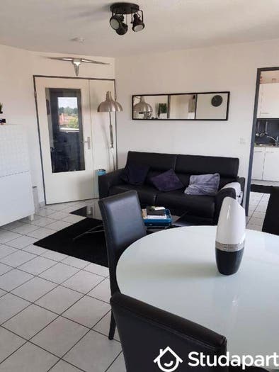 Appartement 2 pièces à louer à Centre et RN, La Verpillière