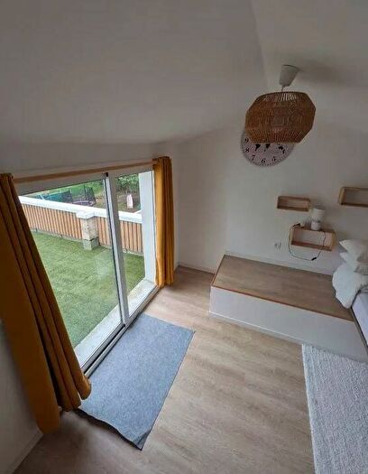 Laruscade : Maison 5 pièces à louer