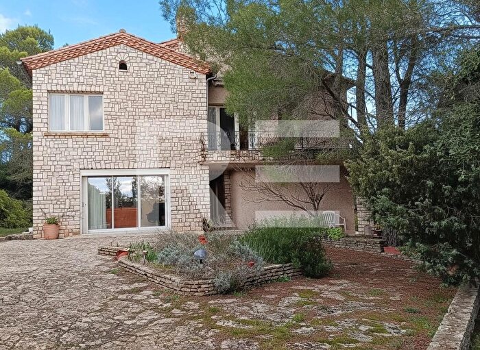 Maison à vendre - Castillon-du-Gard - 7 pièces - 4 chambres