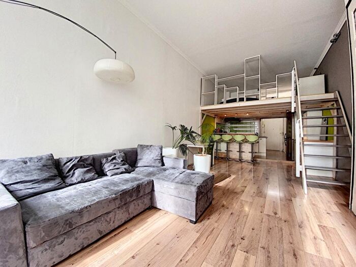 Appartement à louer - Lyon e , Les Brotteaux - 1 pièce