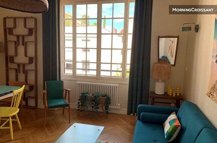 Appartement à louer - Flammarion, Lyon ème arrondissement - 3 pièces - 2 chambres