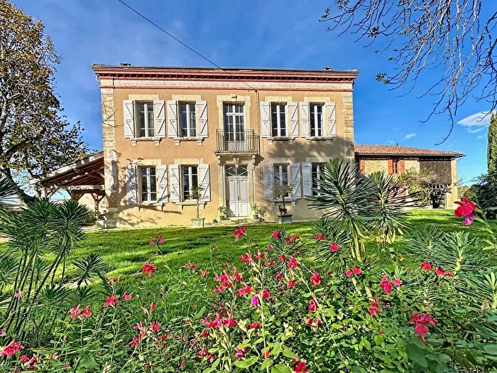 Maison à vendre - Masseube - 15 pièces - 3 chambres