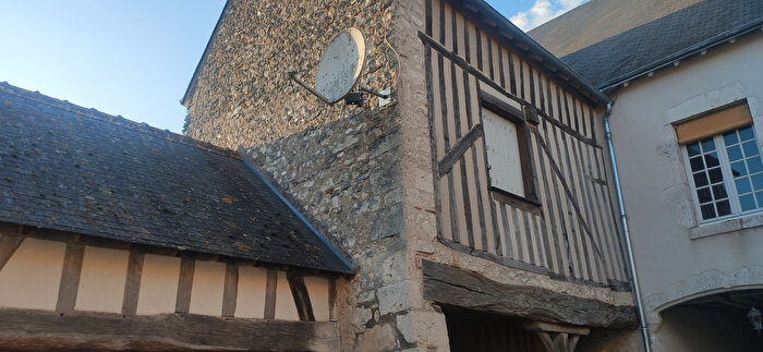 Appartement à vendre - Saint-Laurent-Nouan - 5 pièces - 3 chambres