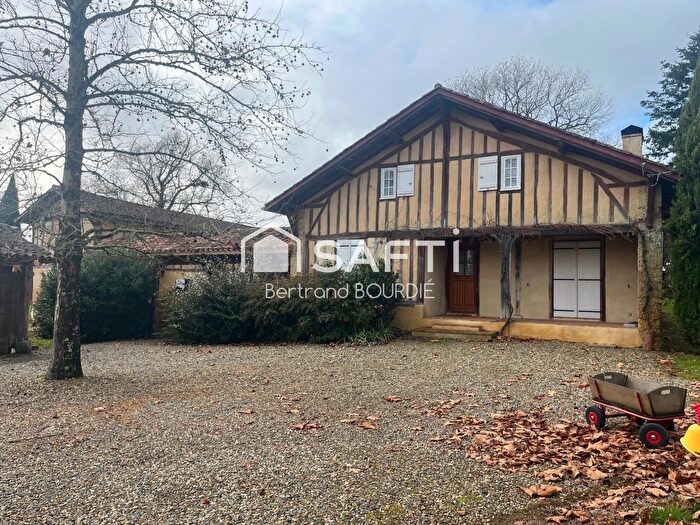 Maison à vendre - Mauléon-dArmagnac - 9 pièces - 5 chambres