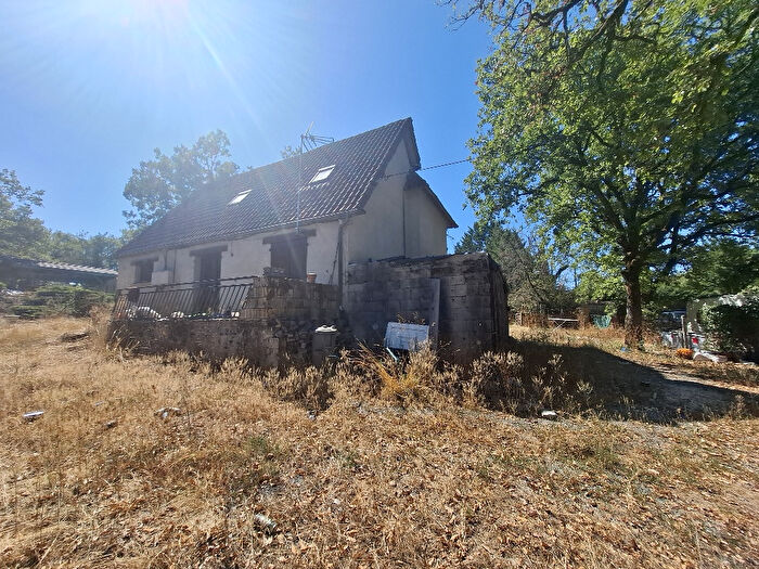 Thenon : Maison 7 pièces à vendre