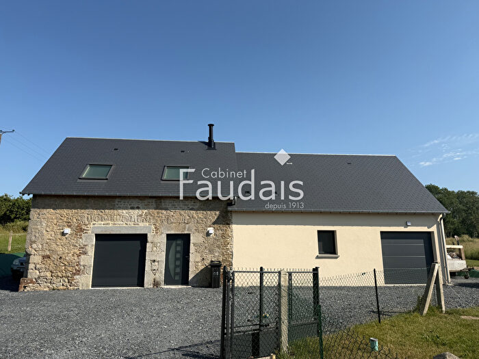 Contrières : Maison 5 pièces à louer