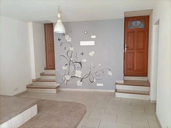 Villars-sur-Var : Appartement 3 pièces à louer
