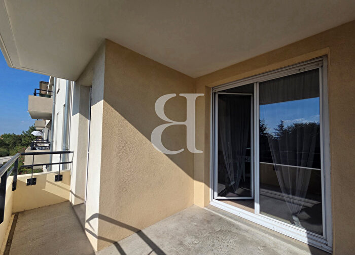 Carpentras, Ouest : Appartement 2 pièces à vendre