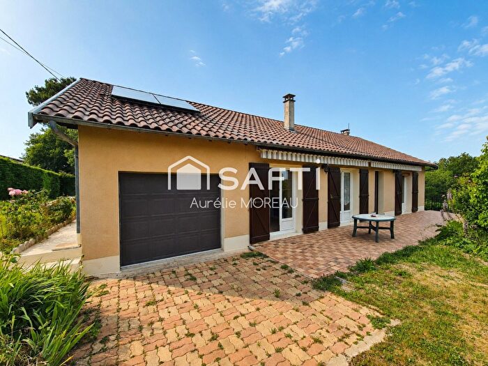 Maison 4 pièces à Atur, à vendre