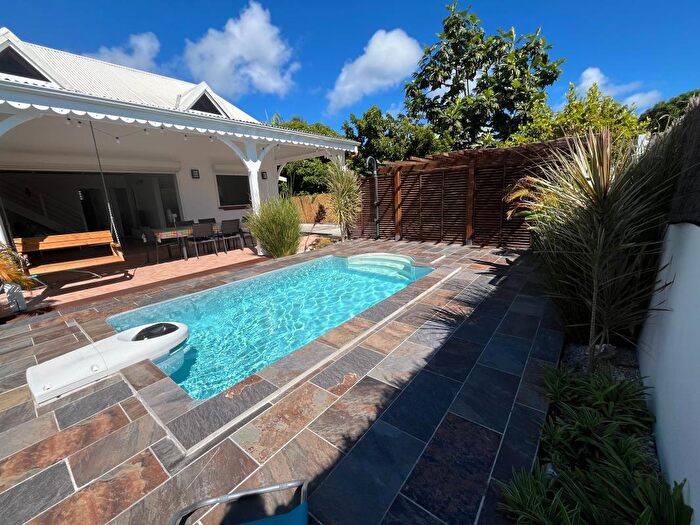 Maison à vendre - Saint-François - 4 pièces - 3 chambres