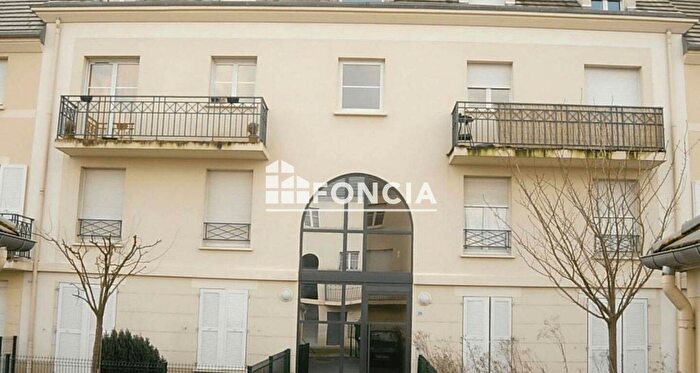 Centre, Savigny-le-Temple : Appartement 2 pièces à louer