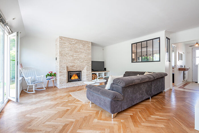 Noisy-le-Grand, Sud : Maison 5 pièces à vendre