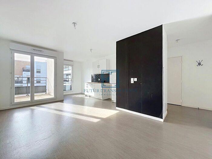 Élancourt, Clé Saint-Pierre, Pissaloup, La Revanche : Appartement 2 pièces à vendre