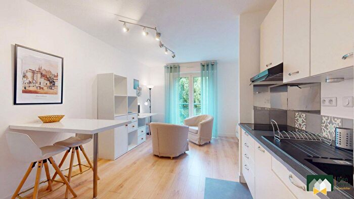 Sud Ville, Chartres : Appartement 1 pièce à louer