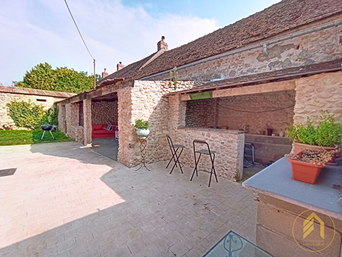 Maison à vendre - Chevrainvilliers - 5 pièces - 4 chambres