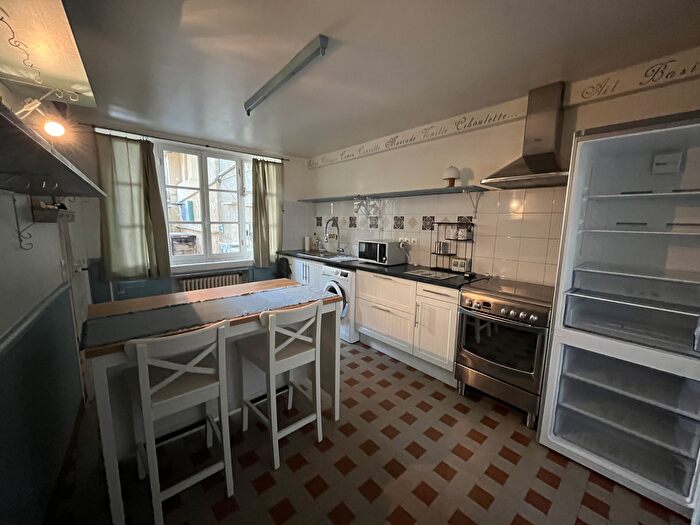 Maison à vendre - Vatan - 5 pièces - 3 chambres