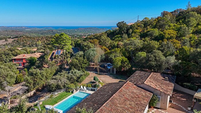 Maison à vendre - Porto-Vecchio - 6 pièces