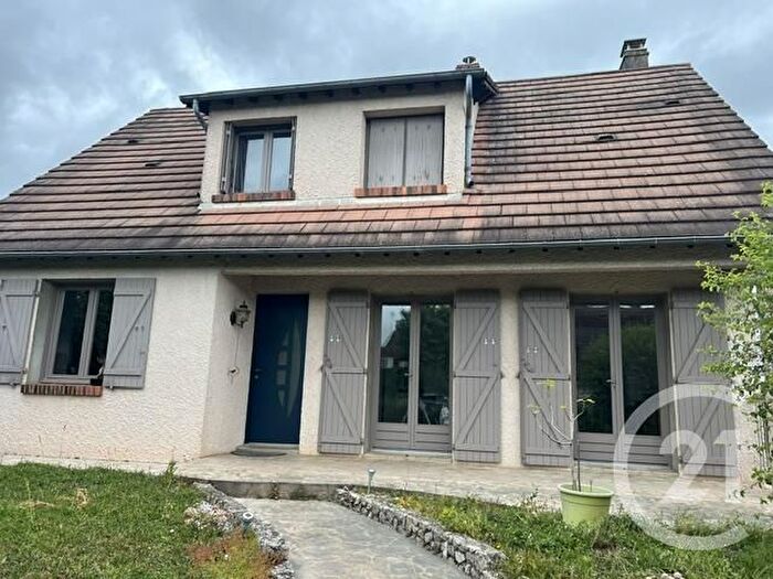 Malesherbes : Maison 6 pièces à louer