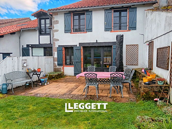 Maison à vendre - Abzac - 11 pièces - 4 chambres