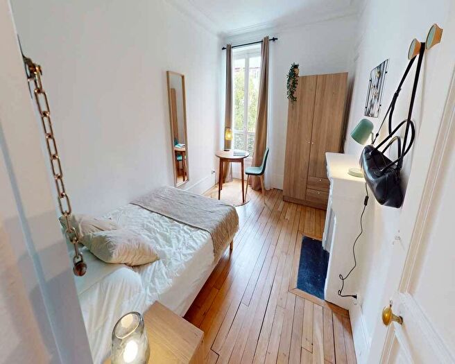 Appartement à louer - Clignancourt-Jules Joffrin, Paris ème arrondissement - 3 pièces - 3 chambres