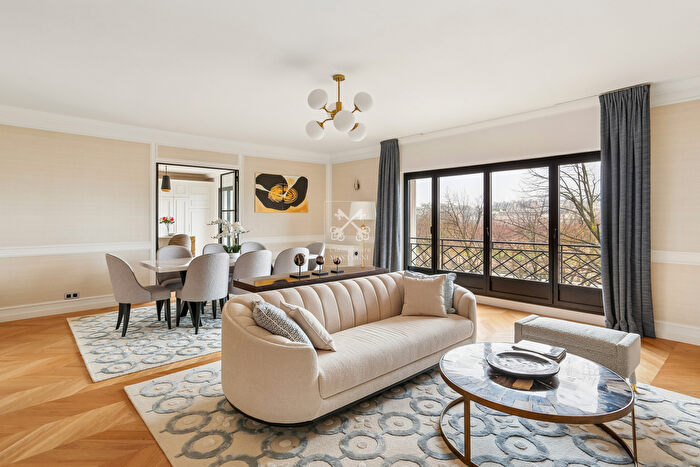 Appartement 7 pièces à Paris 7ème, Champ de Mars, à vendre