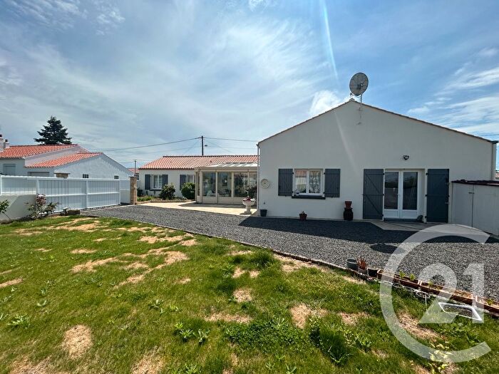 Saint-Hilaire-de-Riez, Centre-ville, Chaignaie, Poudroux : Maison 4 pièces à vendre