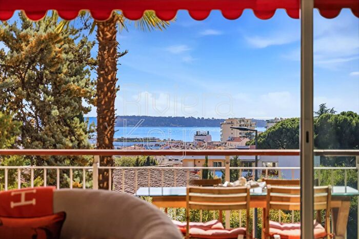 Appartement à vendre - Cannes, Petit Juas - 3 pièces - 2 chambres