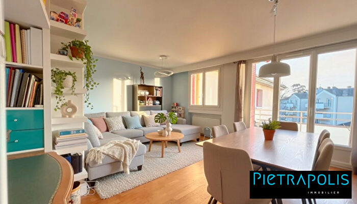 Appartement à vendre - Lyon e , Champvert, Point du Jour, Jeunet - 3 pièces - 2 chambres