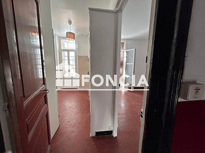 Appartement à louer - Plateau Notre Dame Nord, Saint-Raphaël - 1 pièce