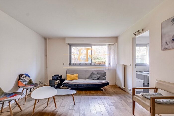 Paris 19ème, Secrétan, Jaurès : Appartement 2 pièces à vendre