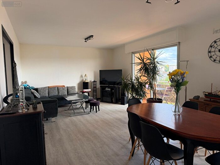 Appartement 5 pièces à Saint-Lô, Sud, à vendre
