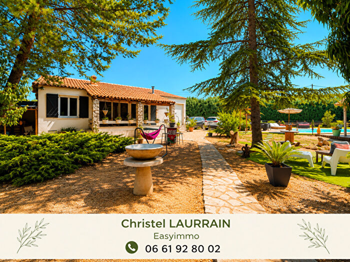 Régusse : Maison 4 pièces à vendre