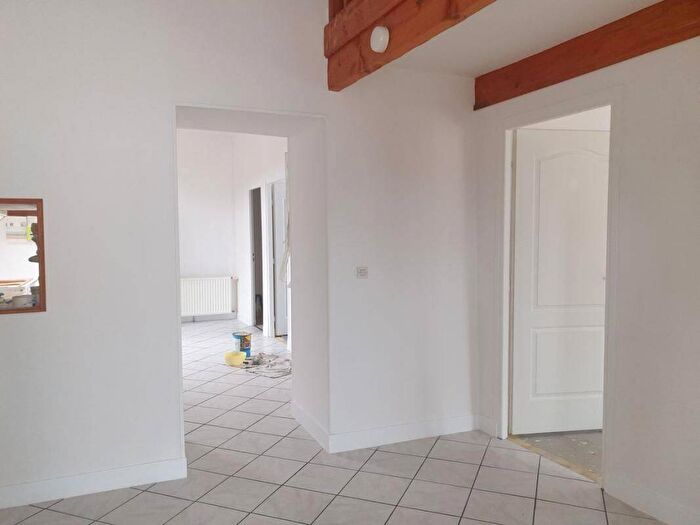 Appartement 3 pièces à louer à Vert-le-Petit