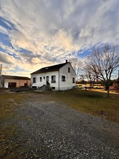 Maison à vendre - Lorris - 6 pièces - 4 chambres