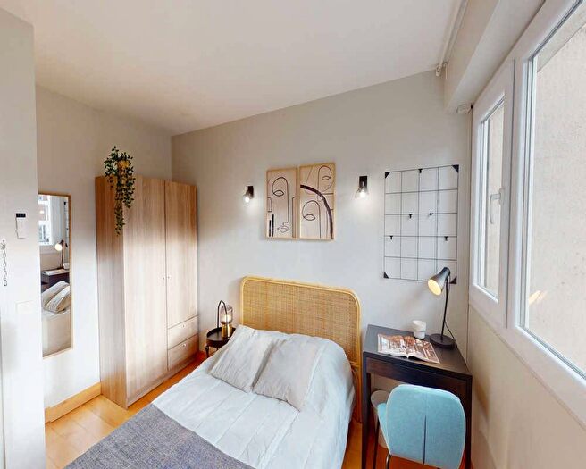 Appartement à louer - Eiffel, Levallois-Perret - 5 pièces - 5 chambres